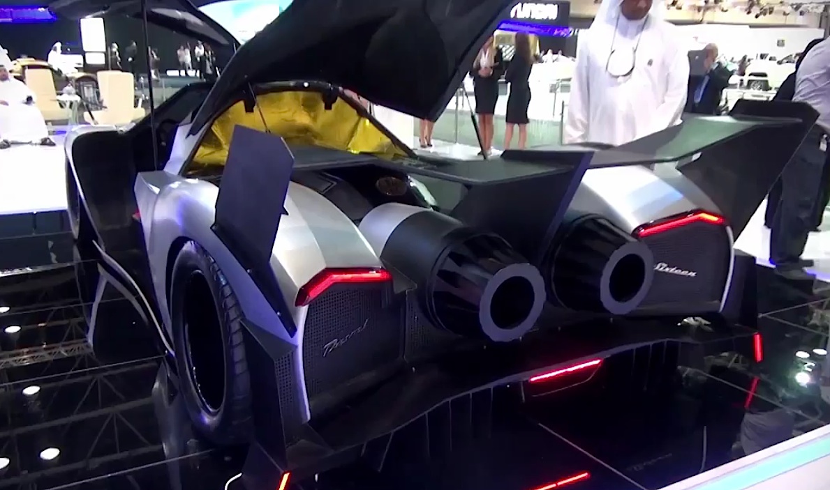 Devel Sixteen “Made in Dubai” Fantasy Supercar on video